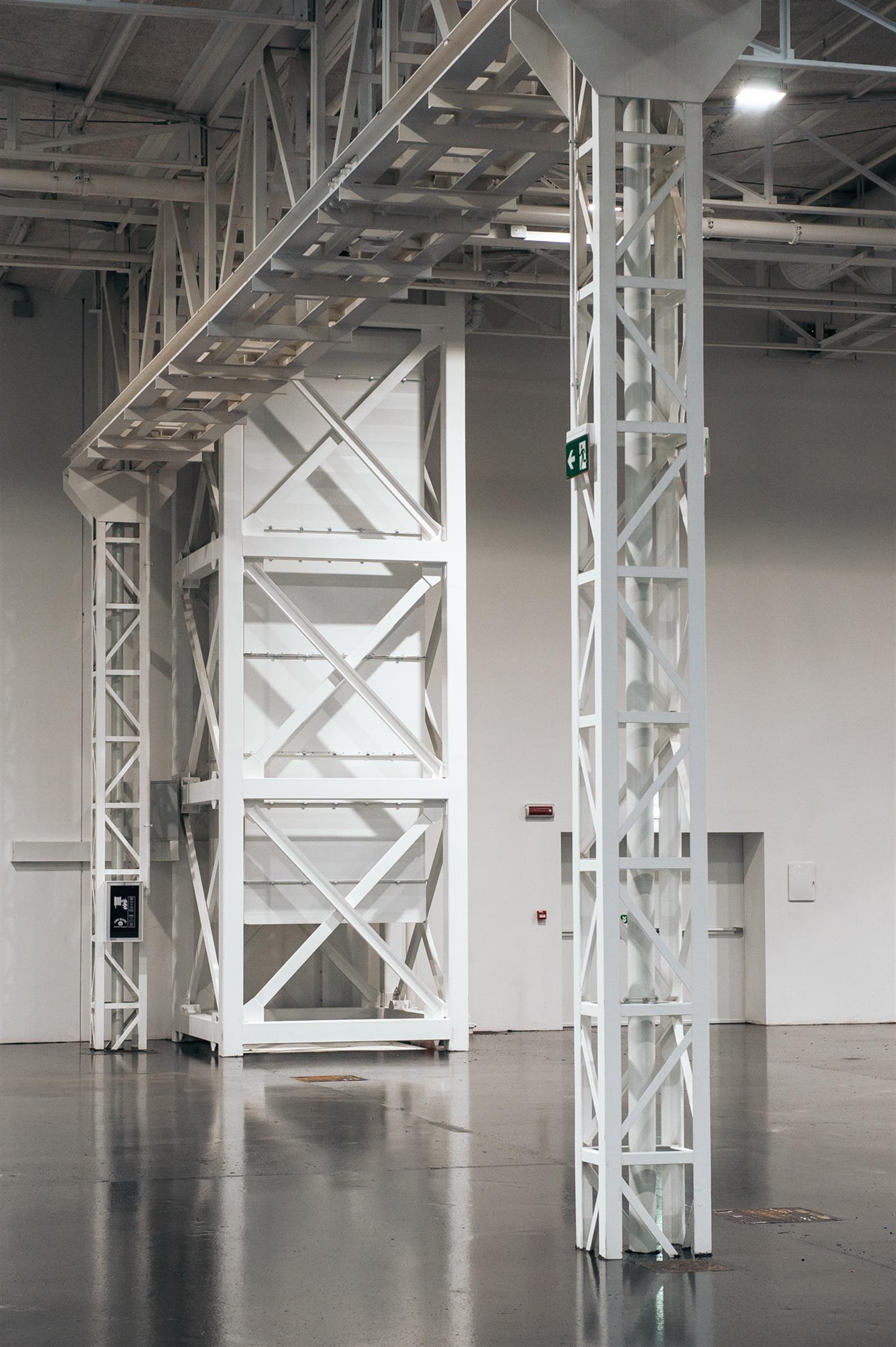 SUPERSTUDIO MAXI - Milano, Via Moncucco, 35 - Installazione